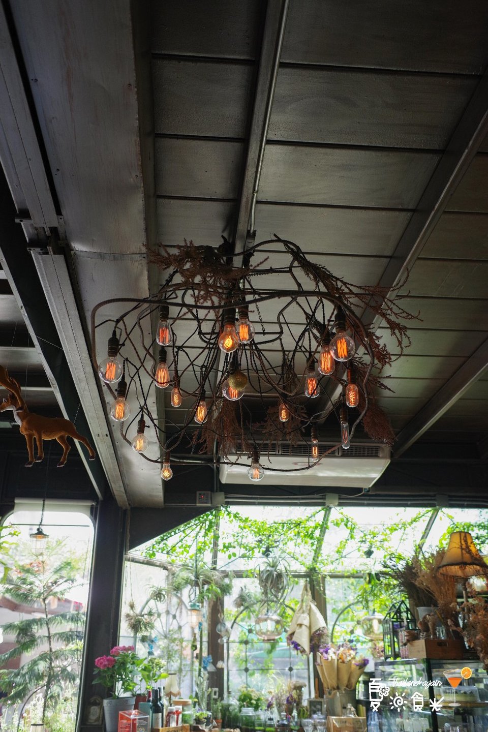 B-Story Cafe: The Fairytale Garden Themed Cafe In Bangkok