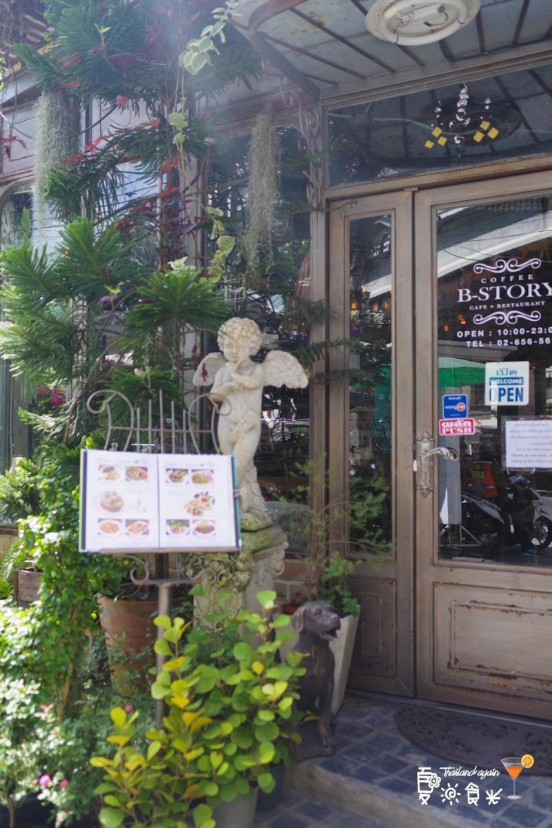 B-Story Cafe: The Fairytale Garden Themed Cafe In Bangkok